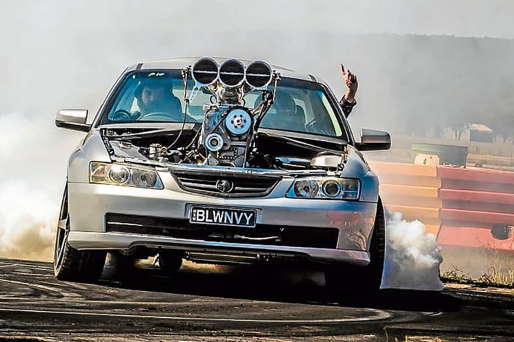 Crowd, competitors all revved up at Brobenah Burnouts